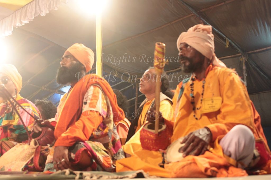 Baul Singers @Poush Mela in Shantiniketan (3) - Wheels On Our Feet